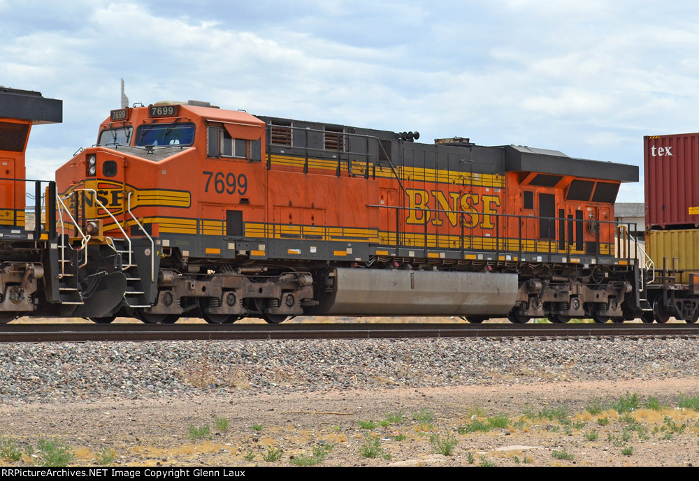 BNSF 7699